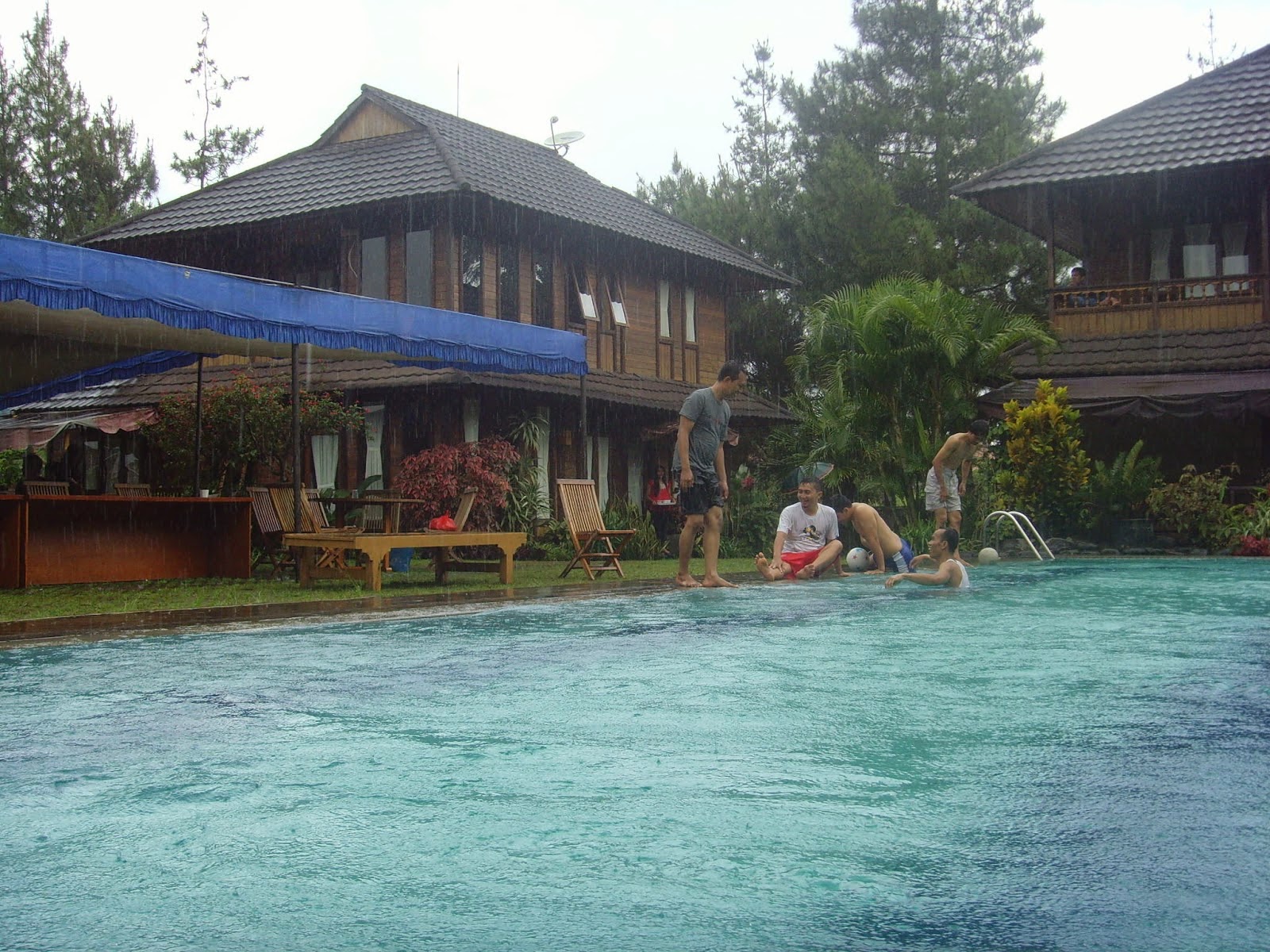 villa trinity lembang bandung - 2