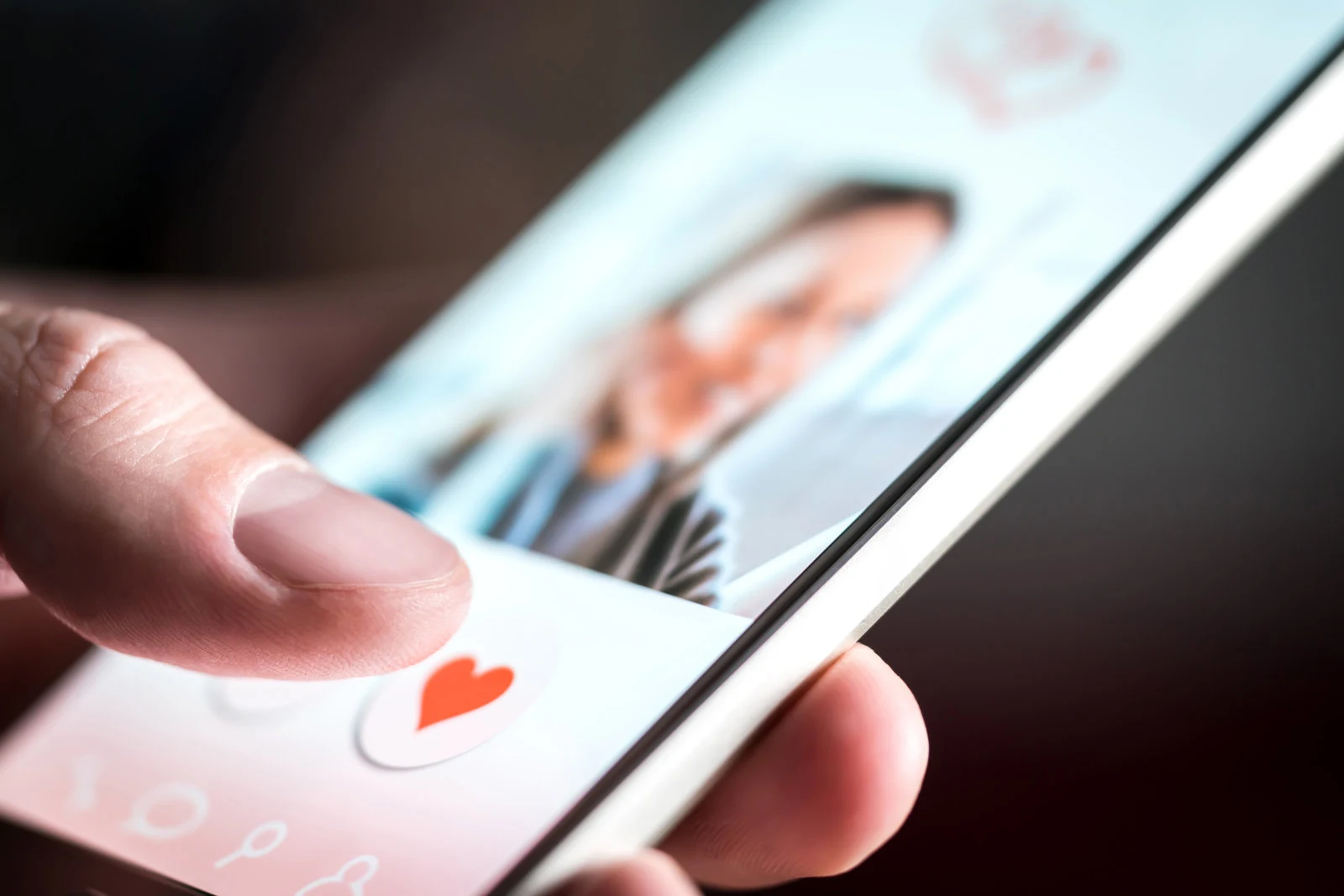 Online Dating Scam And Cybersecurity: Protecting Yourself From Crooks ...