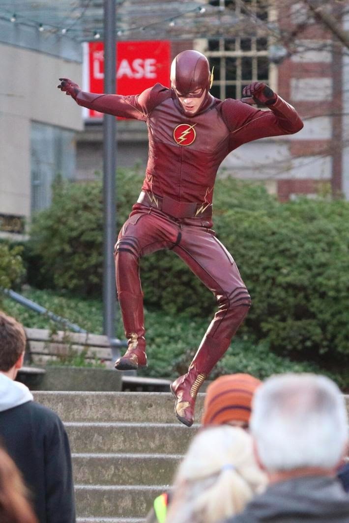 See new photos of the Flash on set for the new CW show Flash!