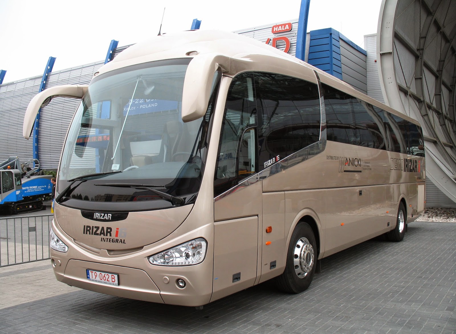 transport-spec: Sejarah dan jenis bus Irizar