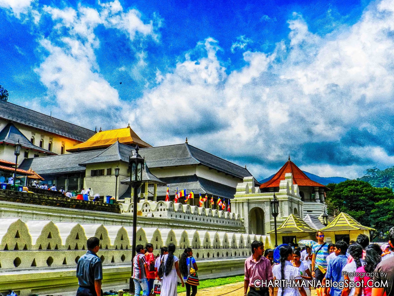 CharithMania: Sri Dalada Maligawa, Kandy