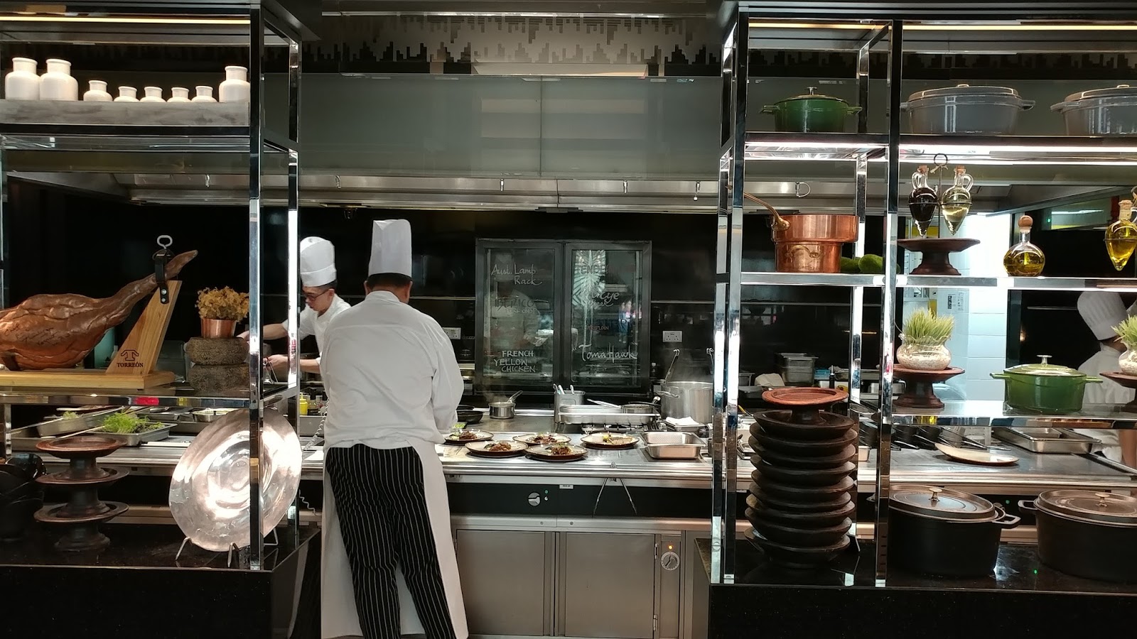 SuMMeR LoVes To Eat! Singapore Food Blog: Semi-Buffet Lunch at Ash ...