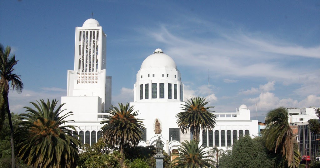 SITIOS MARAVILLOSOS DE AMBATO: LA CATEDRAL