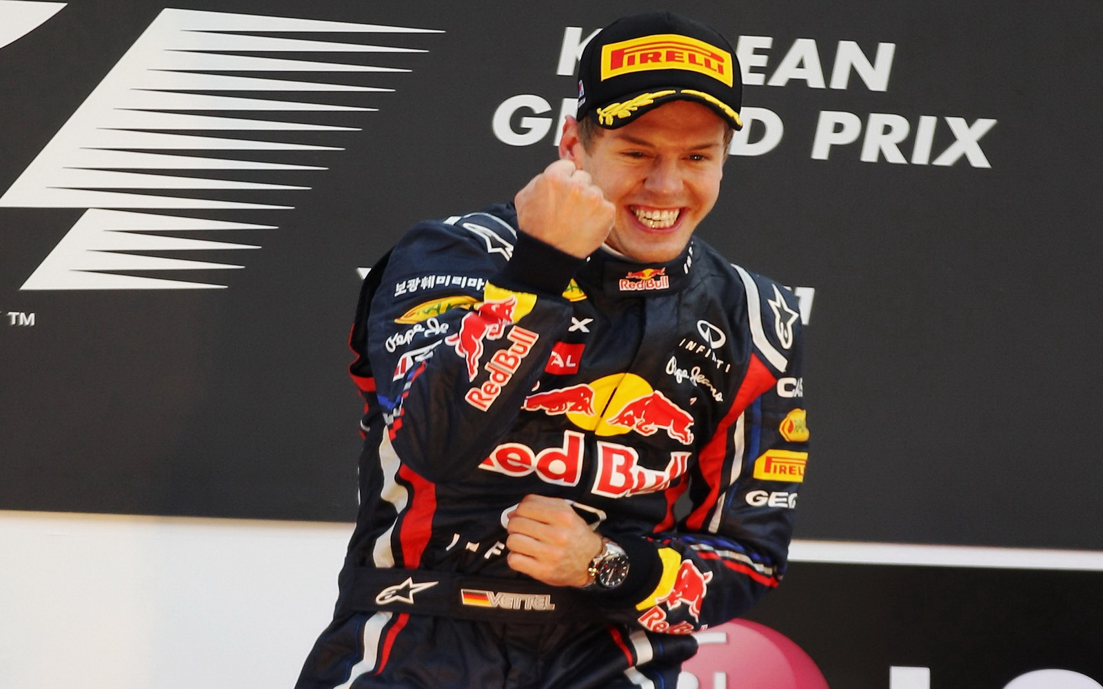 2011 KOREAN GP: VETTEL WINS, RED BULL SECURED TITLE - FORMULA 1