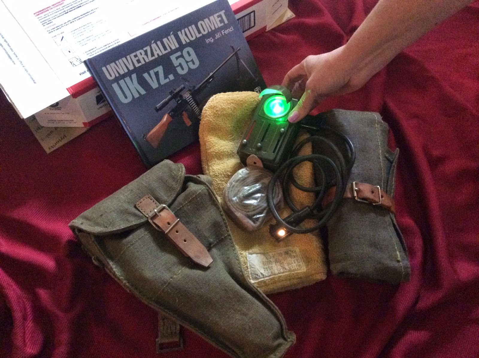 Universal Machine Gun Model 59 (UK Vzor 59): UK59 Accessory Package ...