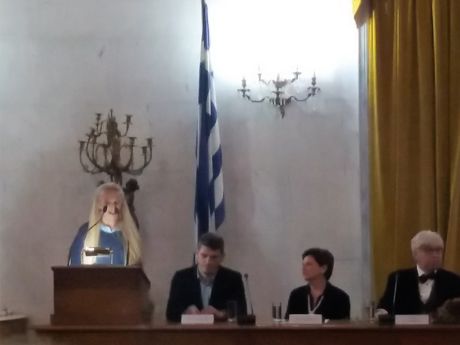 ΚΟΙΝΩΝΙΚΟΙ ΛΕΙΤΟΥΡΓΟΙ ΕΝ....τ@ξη