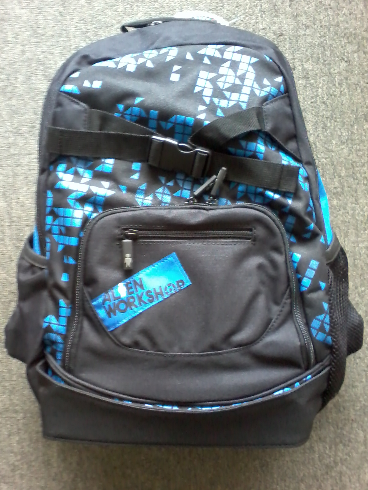 SEKTAskateshop: AWS / Backpack