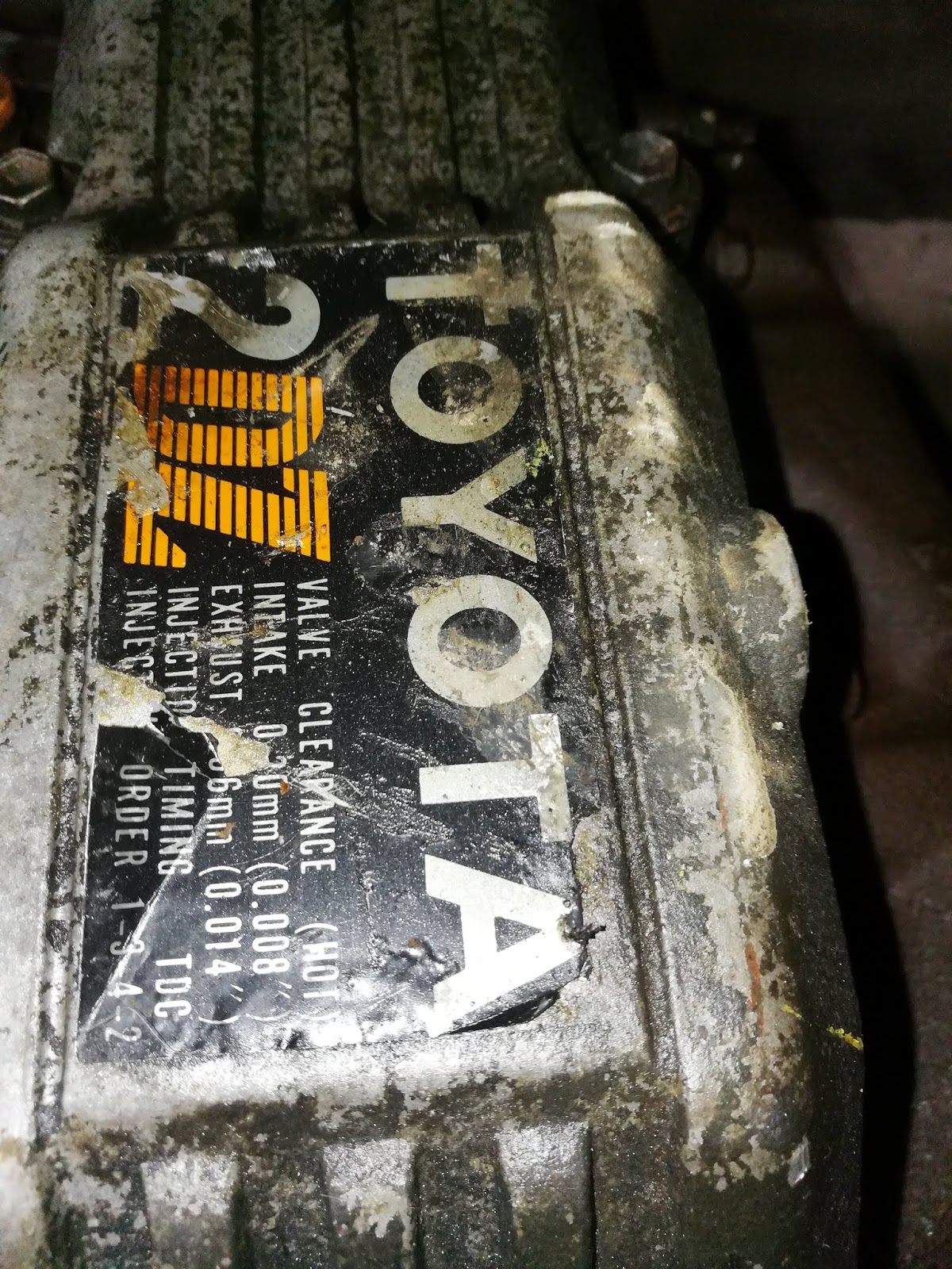 Products: Toyota 2DZ 4 cylinder engine