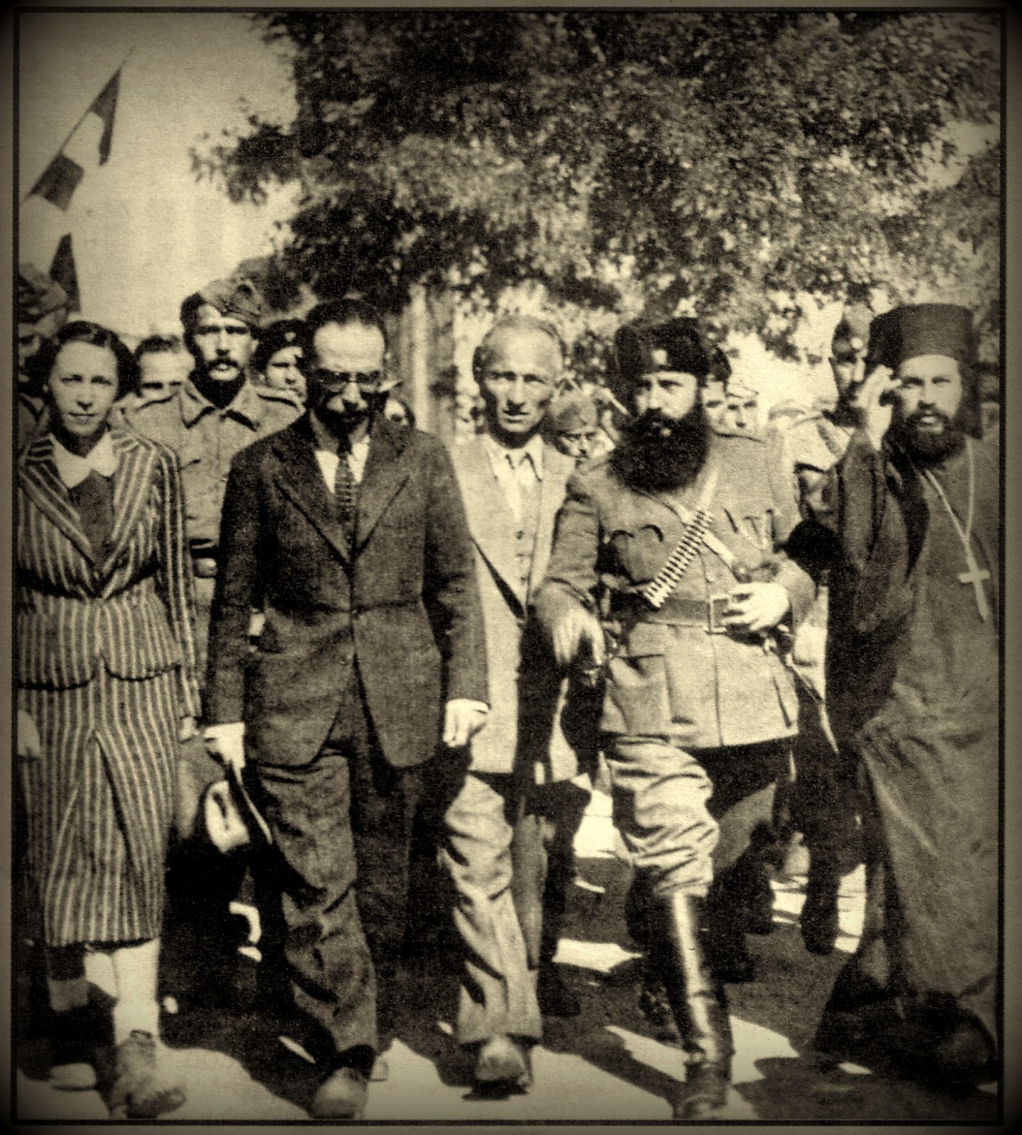 ΙΣΤΟΡΙΑ ΕΛΛΗΝΙΚΗ ΚΑΙ ΠΑΓΚΟΣΜΙΑ : ΔΕΚΕΜΒΡΙΑΝΑ 1944 (ΜΕΡΟΣ Α')