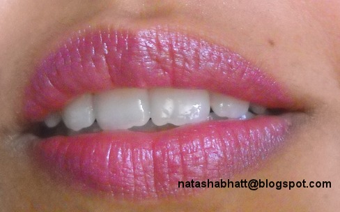 Avon Ultra Color rich lipstick in FROSTIEST MAUVE