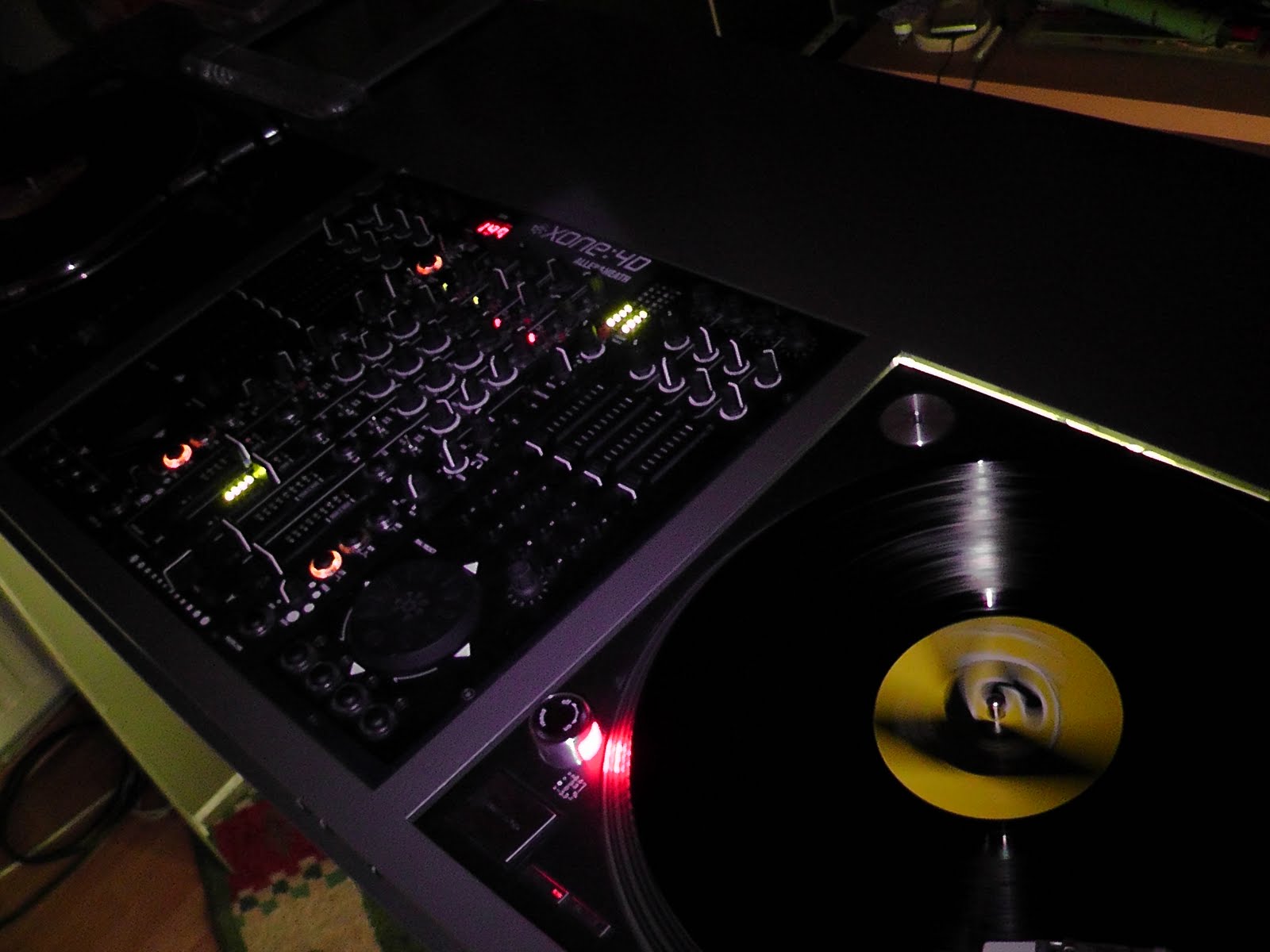 The ultimate unboxing experience!: update custom dj table