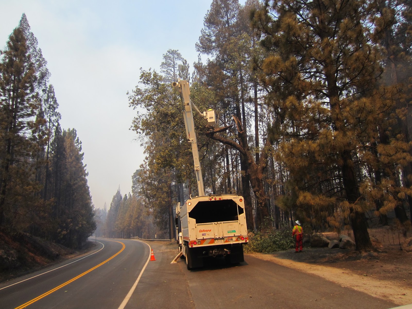District 10 Public Affairs: Caltrans Crews Assist in Rim Fire Efforts