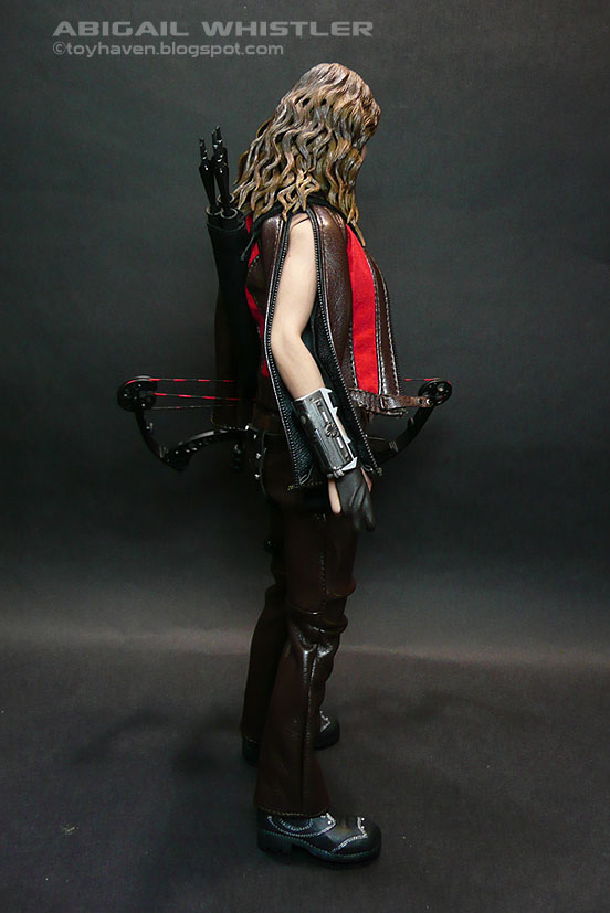 toyhaven: REVIEW III: Jessica Biel as Abigail Whistler from "Blade ...