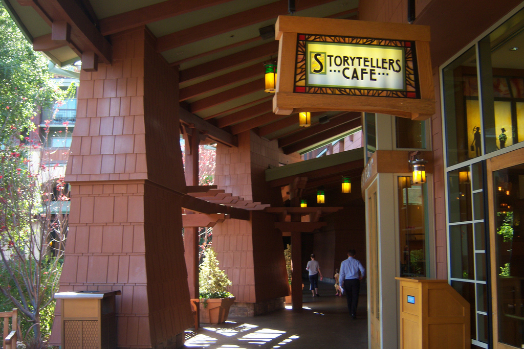 Disneyland Diva: Storytellers Cafe for Lunch