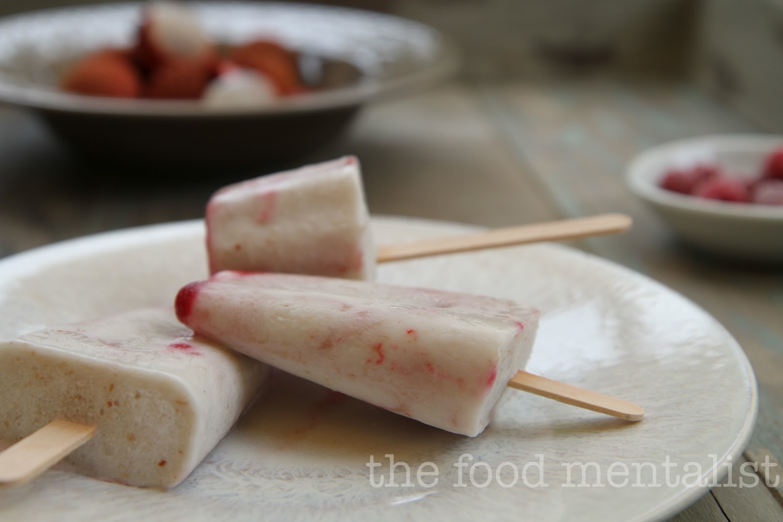 Lychee Coconut & Raspberry Pops