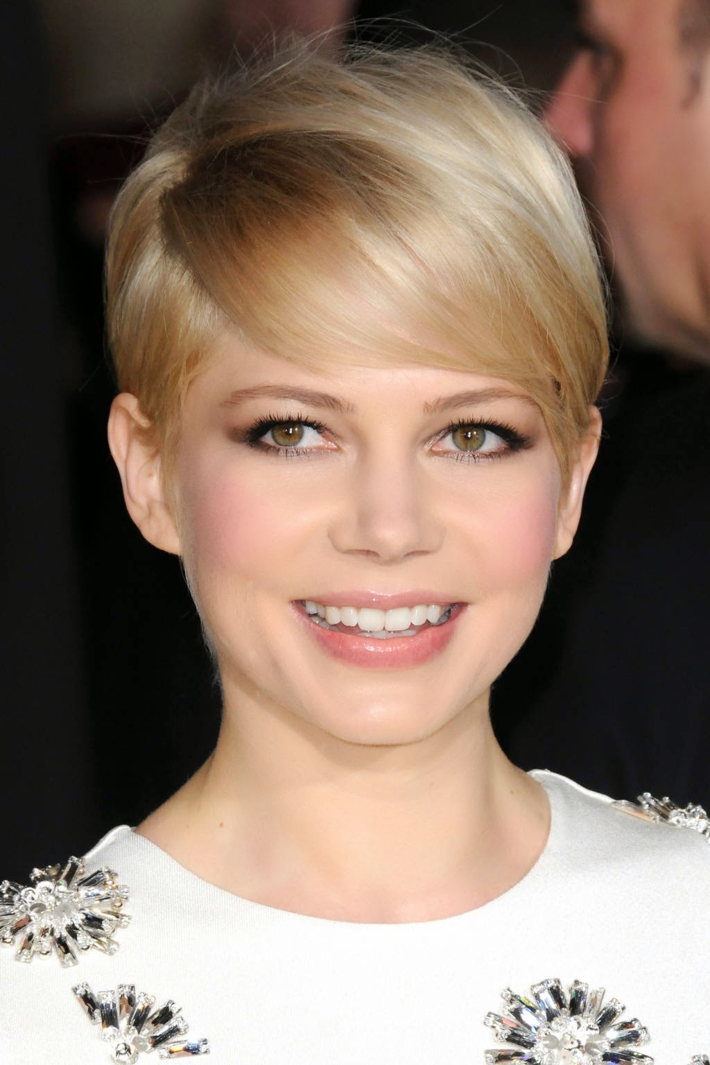 Mia's Wardrobe: Hair Inspiration - The Pixie