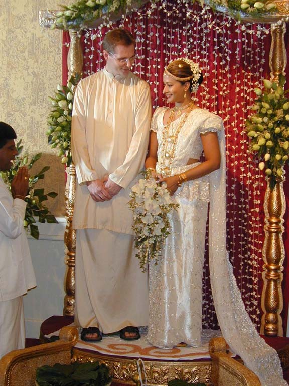 brides of sri lanka: wedding poruwa