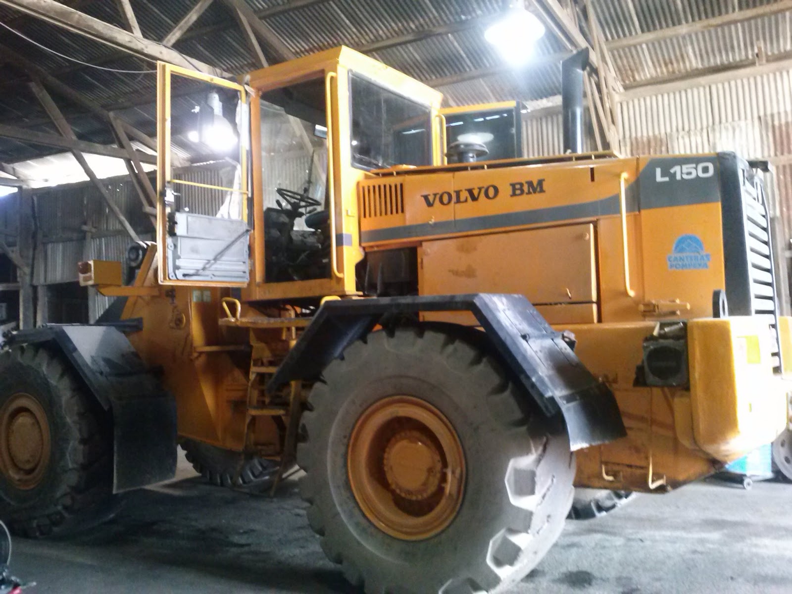 turboecogreen: CARGADORA VOLVO L150 3.5M3 DE CARGA