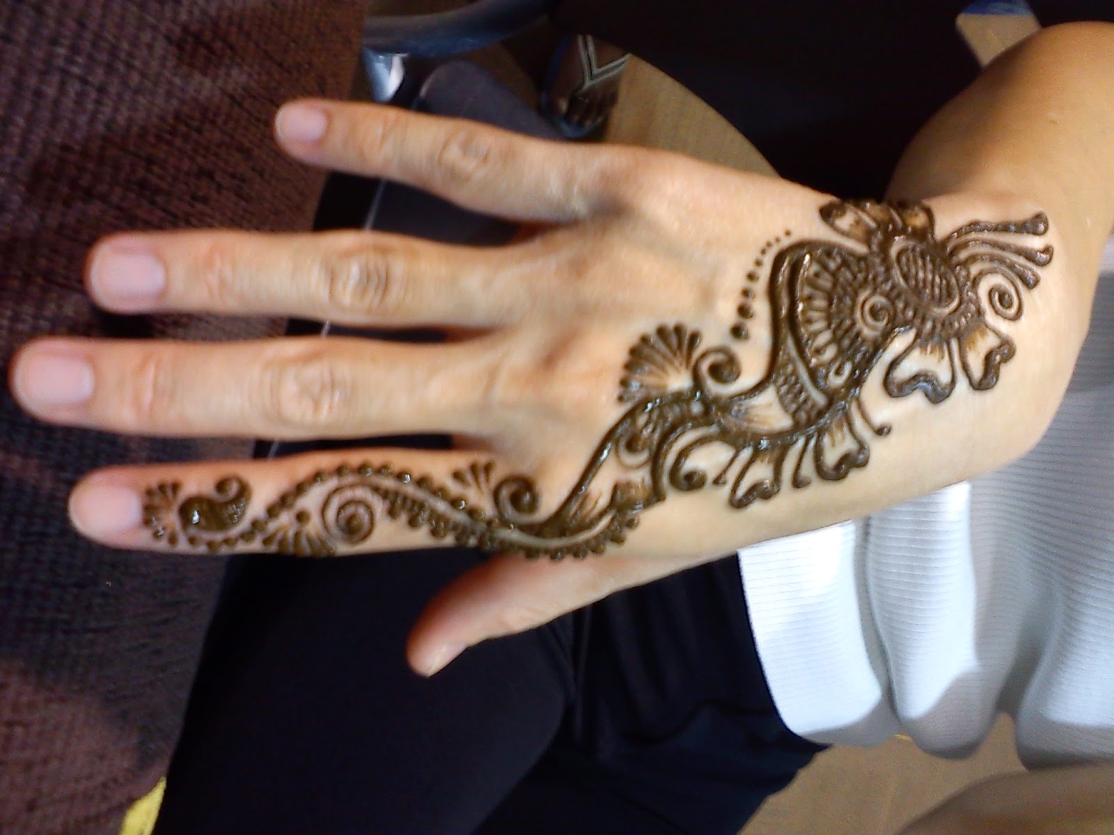 Samarpan Arts: Henna for Hari Raya