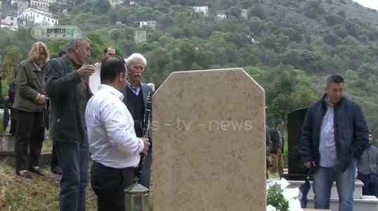 ΜΕ ΚΛΑΡΙΝΑ ΚΑΙ ΤΡΑΓΟΥΔΙΑ ΑΝΑΒΙΩΣΕ ΚΑΙ ΣΗΜΕΡΑ, ΔΕΥΤΕΡΑ ΤΟΥ ΠΑΣΧΑ, ΤΟ ...