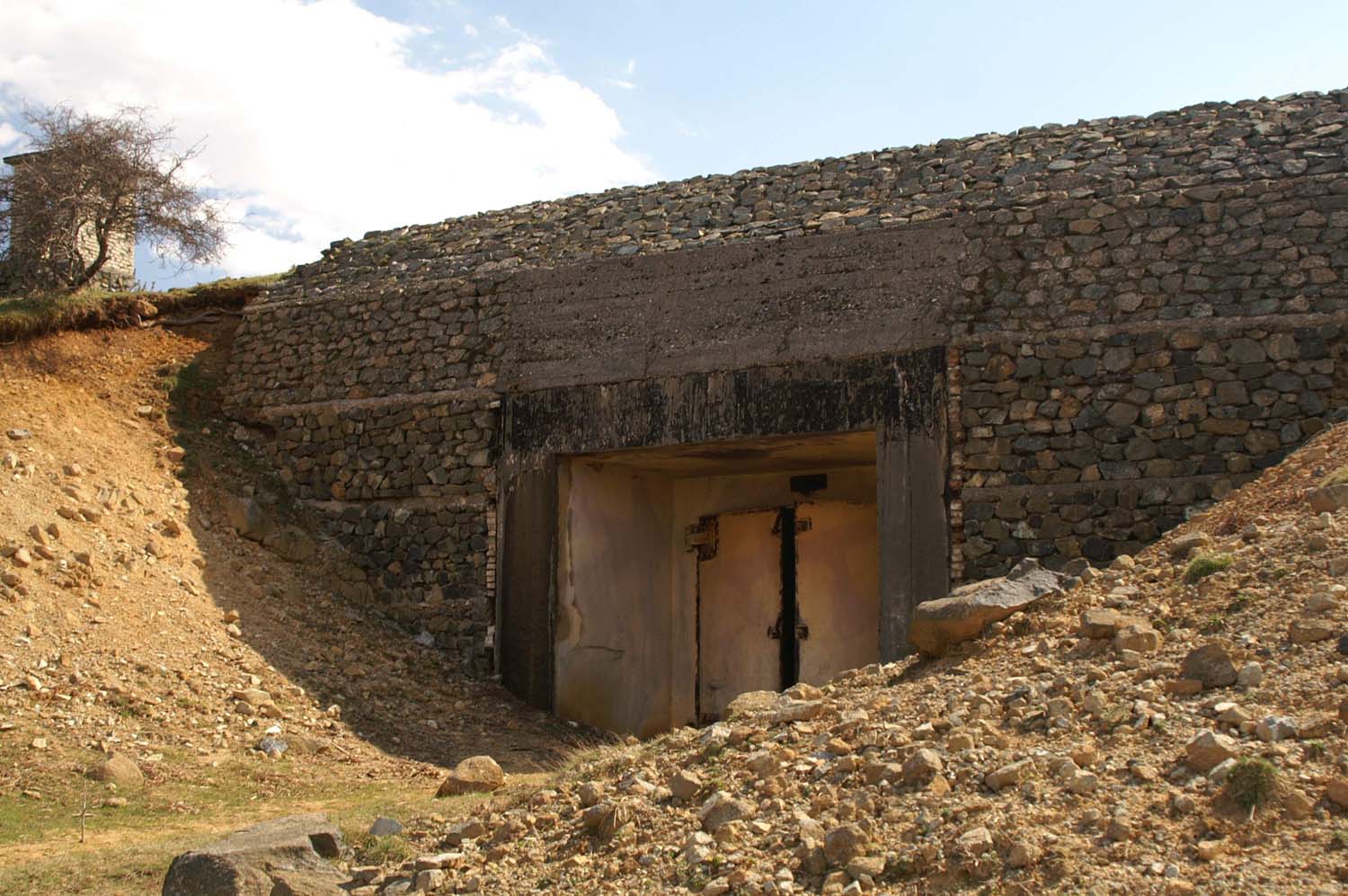 Albania 101: Day 11: Finding Tanka Tanka Tanka