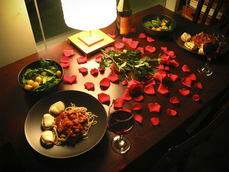 Tu ventana abierta: 5 consejos para organizar la cena en pareja perfecta