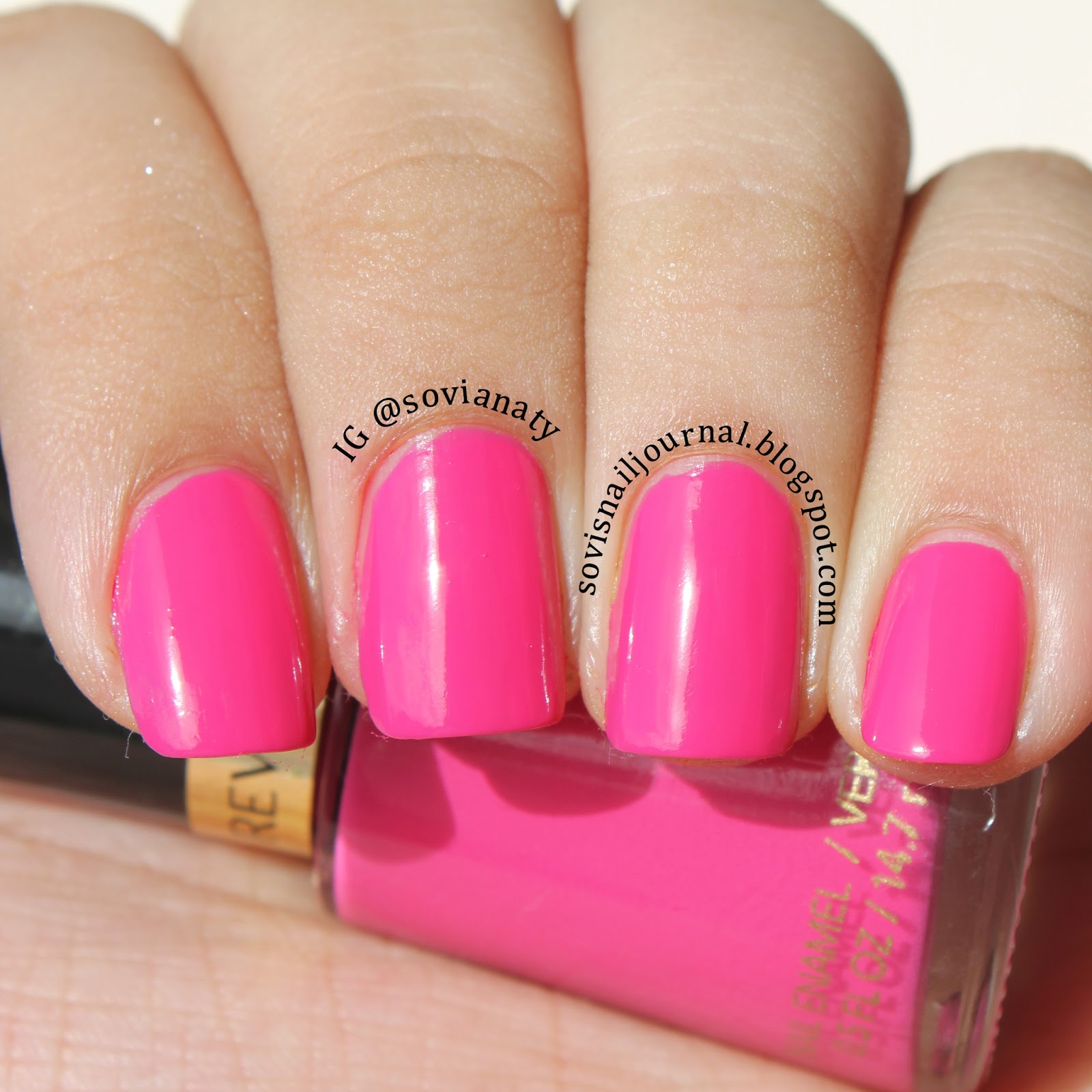Sovi's Nail Journal: Revlon Fuchsia Fever and Revlon Tangerine Swatch ...