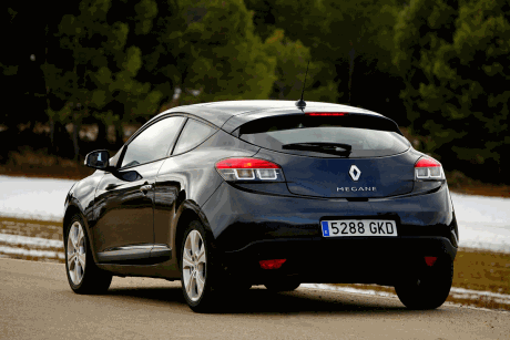 Renault Megane Photos Overview