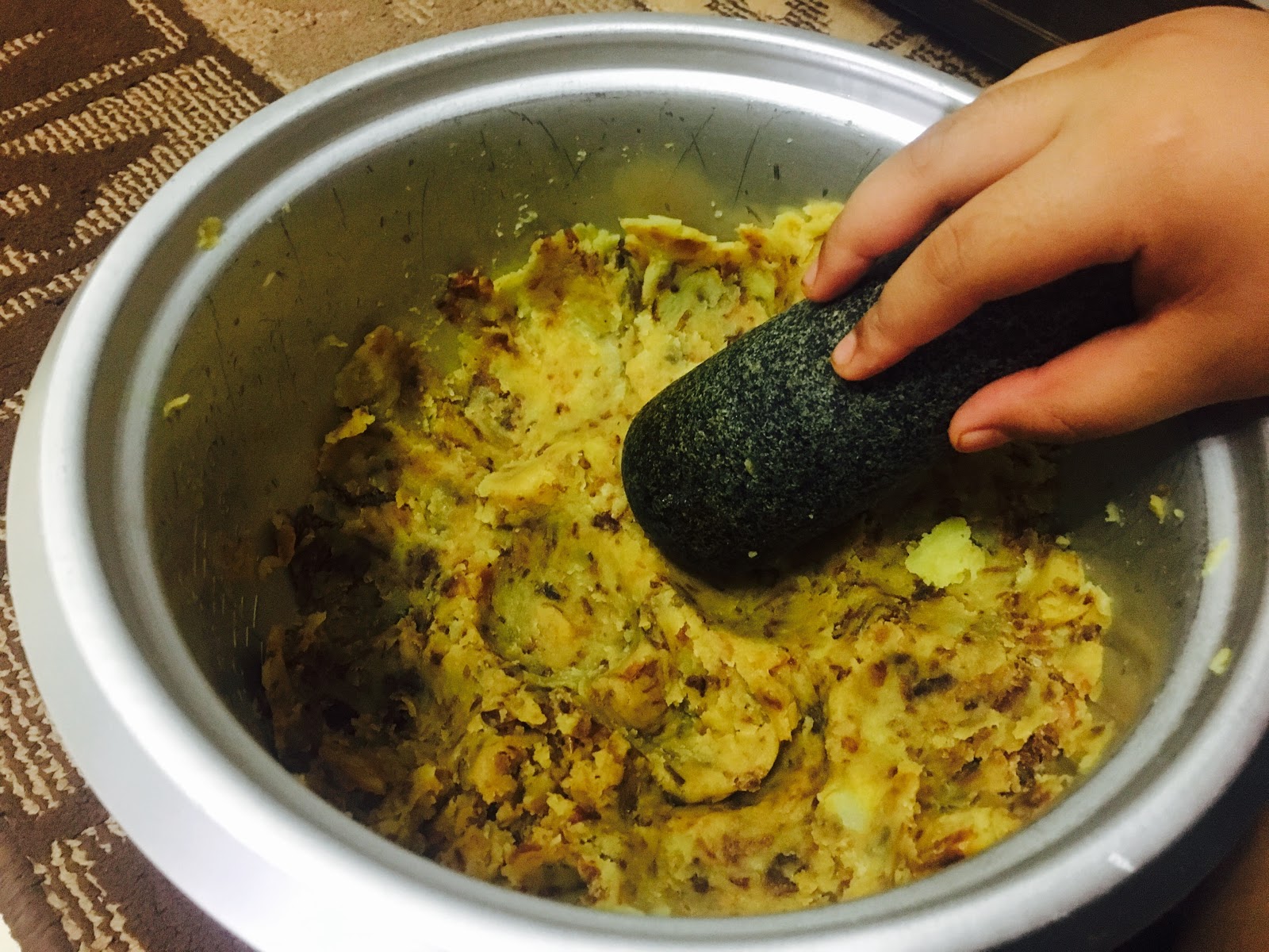 Cara Mudah Buat Begedil Kentang Homemade Yang Sedap