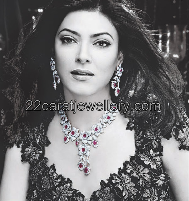 Sushmita Sen in Flower Model Diamond Set - Jewellery Designs