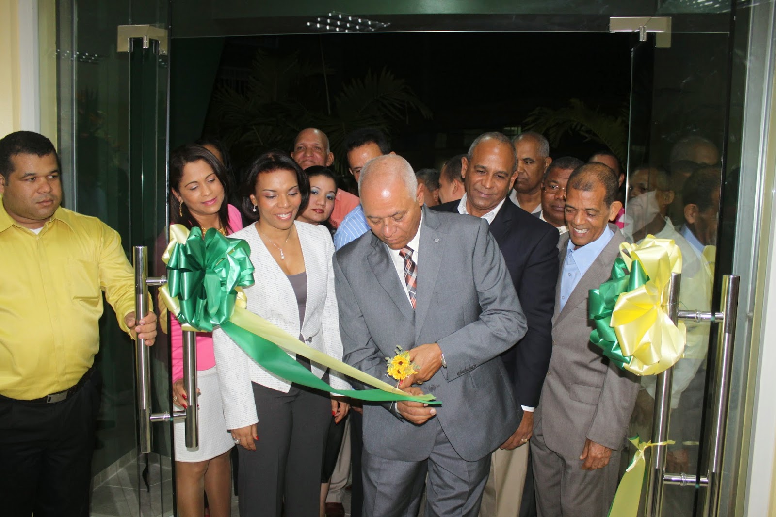 RESPLANDOR.COM.DO: Cooperativa Maimón Inaugura Moderno Local Sucursal Bonao