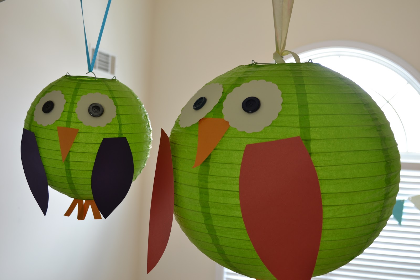 Lost But Holding Hands: Whoooooo's Having a Baby Shower