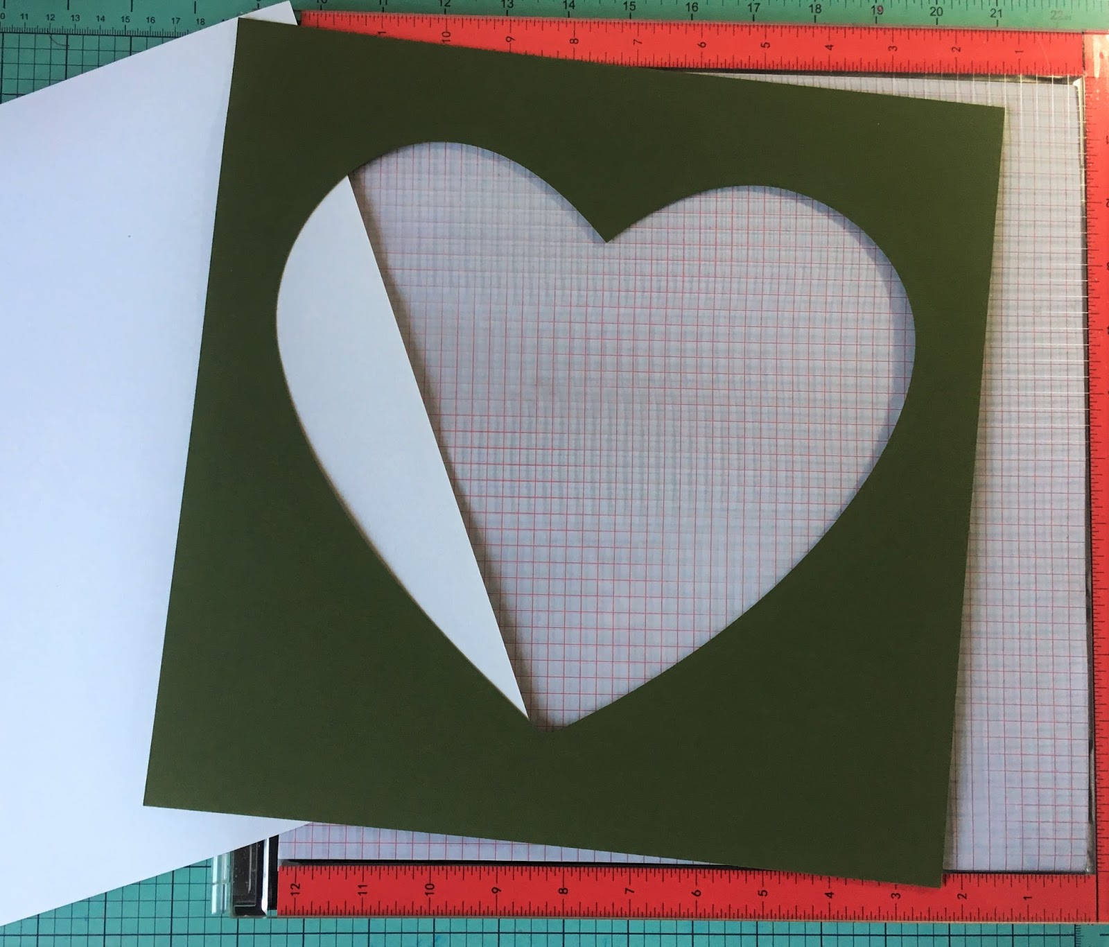 Worldwide Scrapbooking Etc.: Using the Memory MISTI for Layouts!