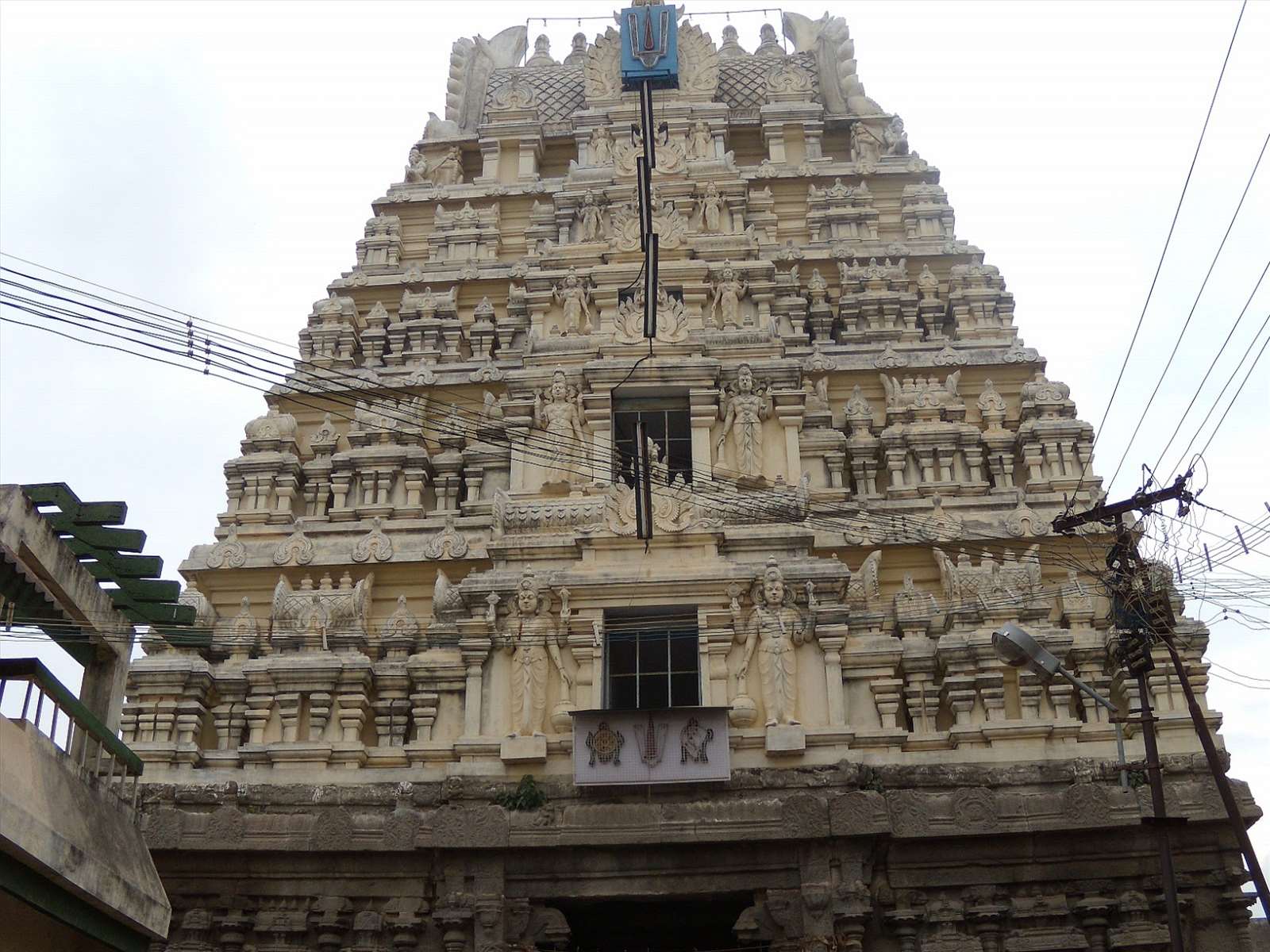 Tamilnadu Tourism: Ashtabujakaram (Sri Aadhikesava Perumal Temple ...