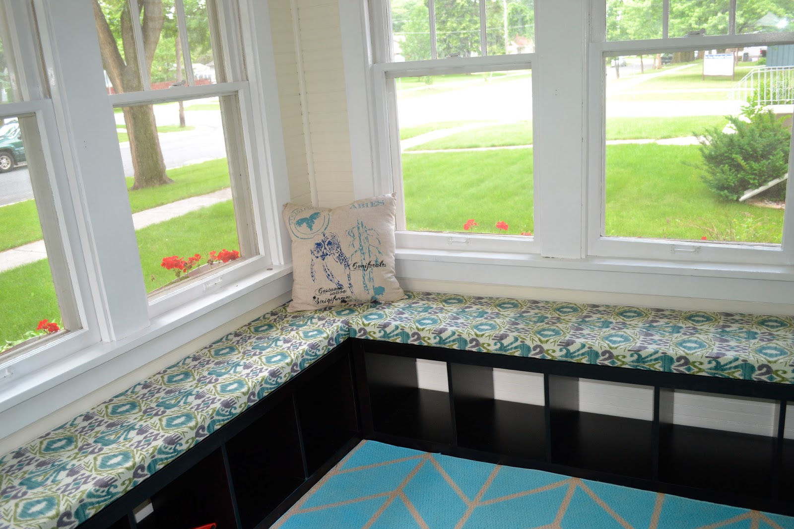 Our House in the Middle of Our Street: Window Seat Ikea Hack