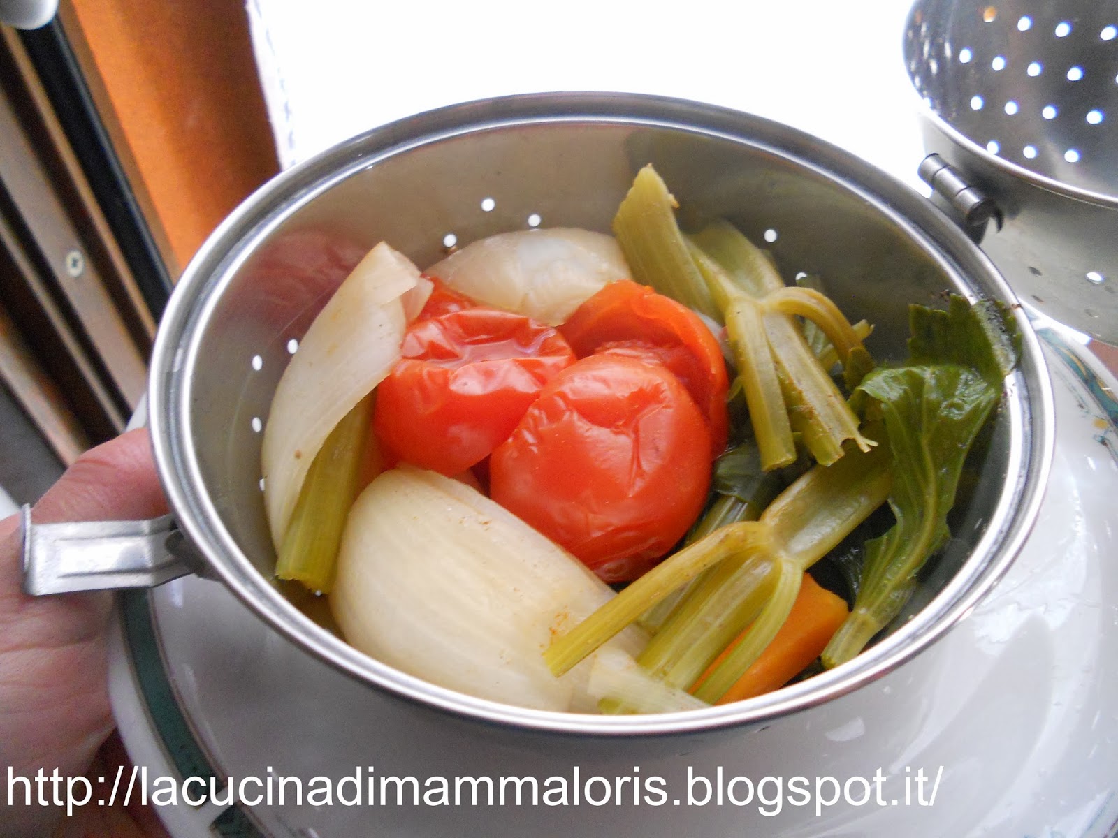 I miei esperimenti in cucina: Brodino vegetale