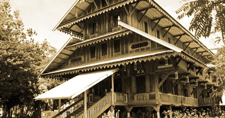 Keunikan Rumah Adat Banua Tada Suku Wolio Buton Sulawesi Tenggara ...