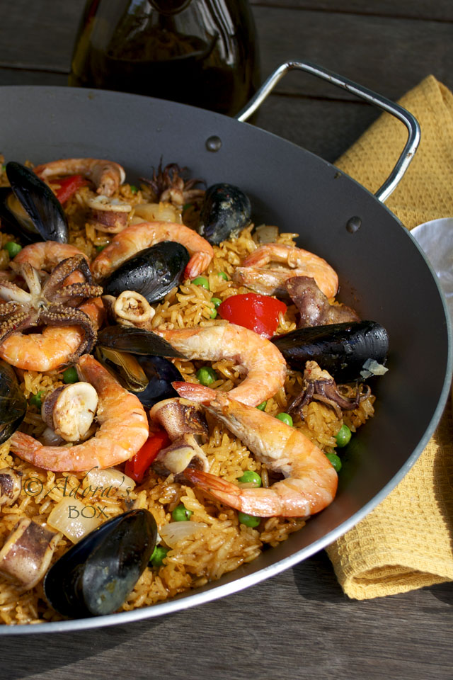 Adora's Box: SEAFOOD PAELLA