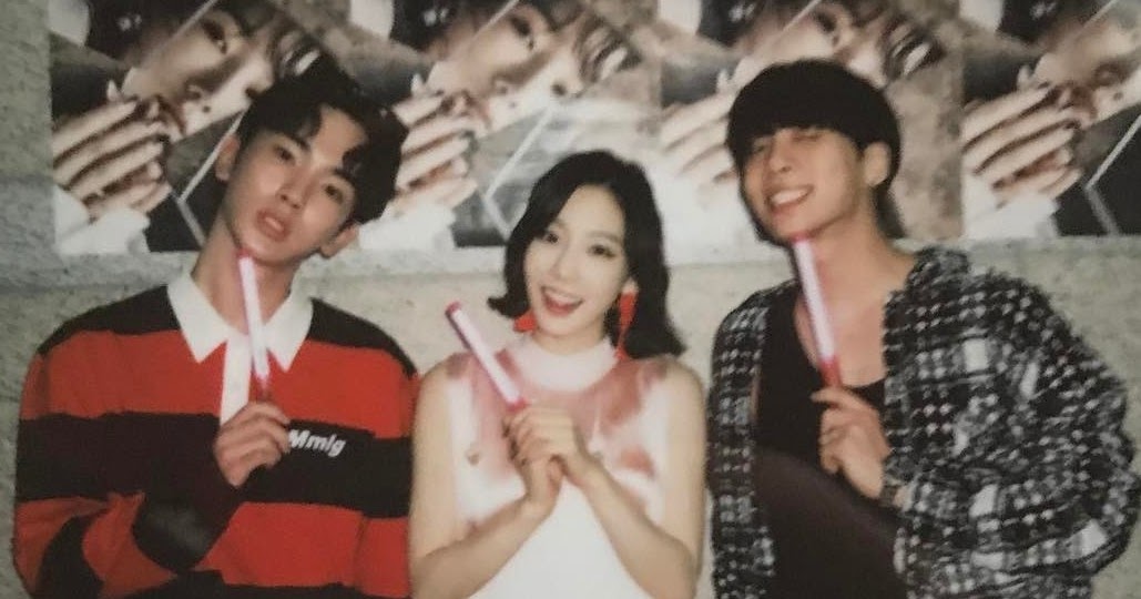 SHINee's Key and Jonghyun snap photos with SNSD TaeYeon at her 'PERSONA ...