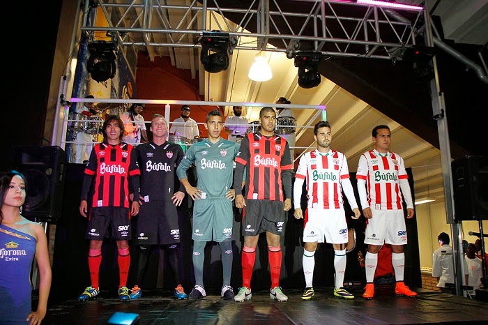 Necaxa presentó su nueva piel