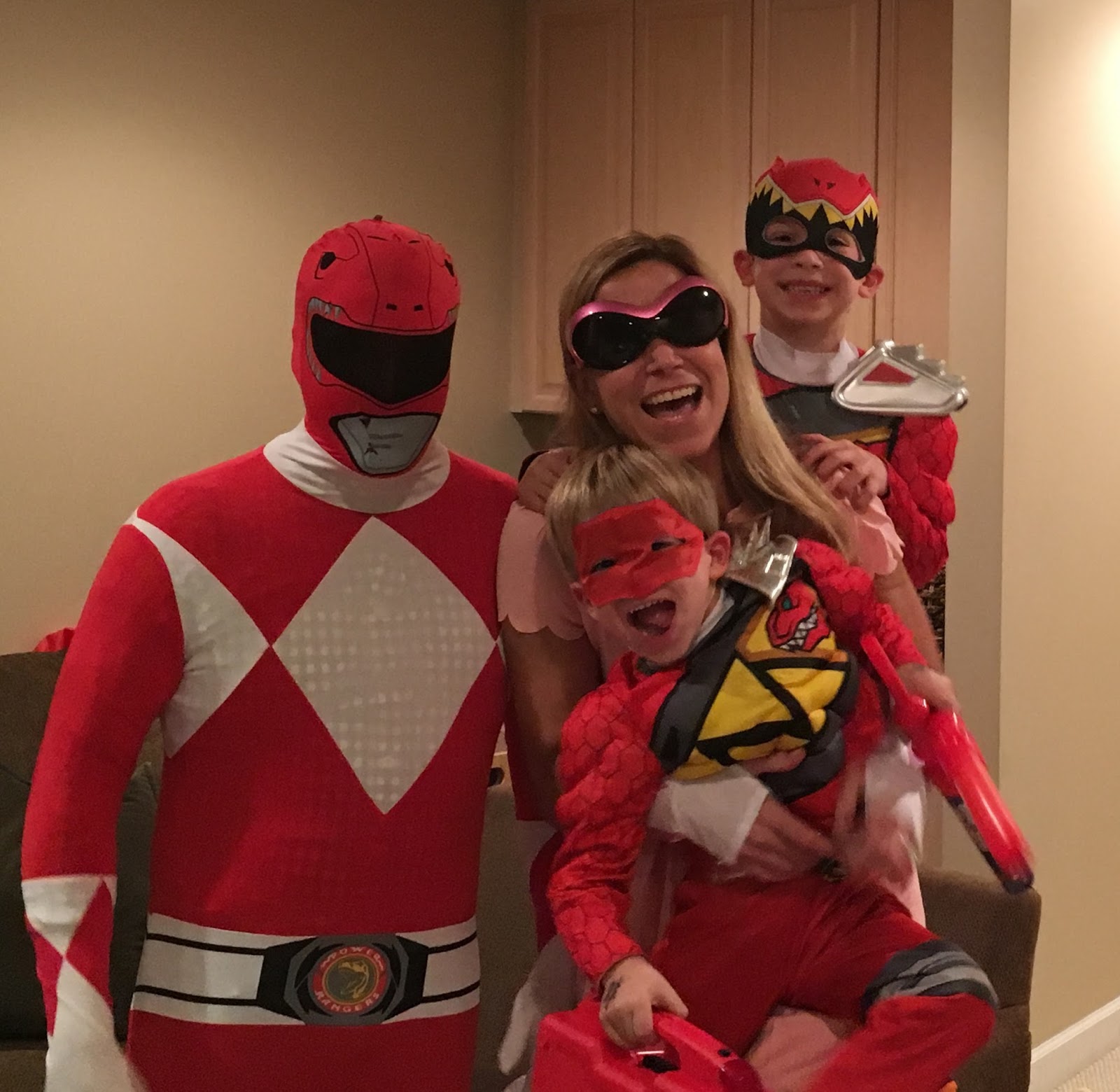CHAMP'S FAMILY: Happy Halloween from the Power Rangers!