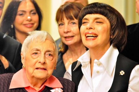 Les Amis de Mireille Mathieu. Blog Site. Nos souvenirs Avignon ...