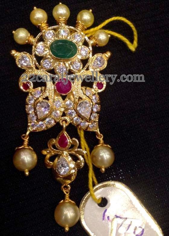 Peacock Floral Locket 14gms - Jewellery Designs