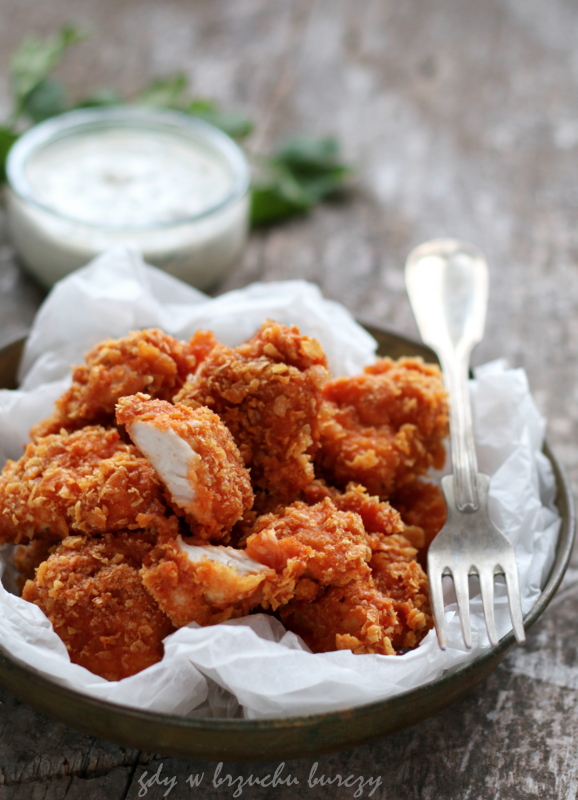 Gdy w brzuchu burczy... : Nuggetsy z piekarnika