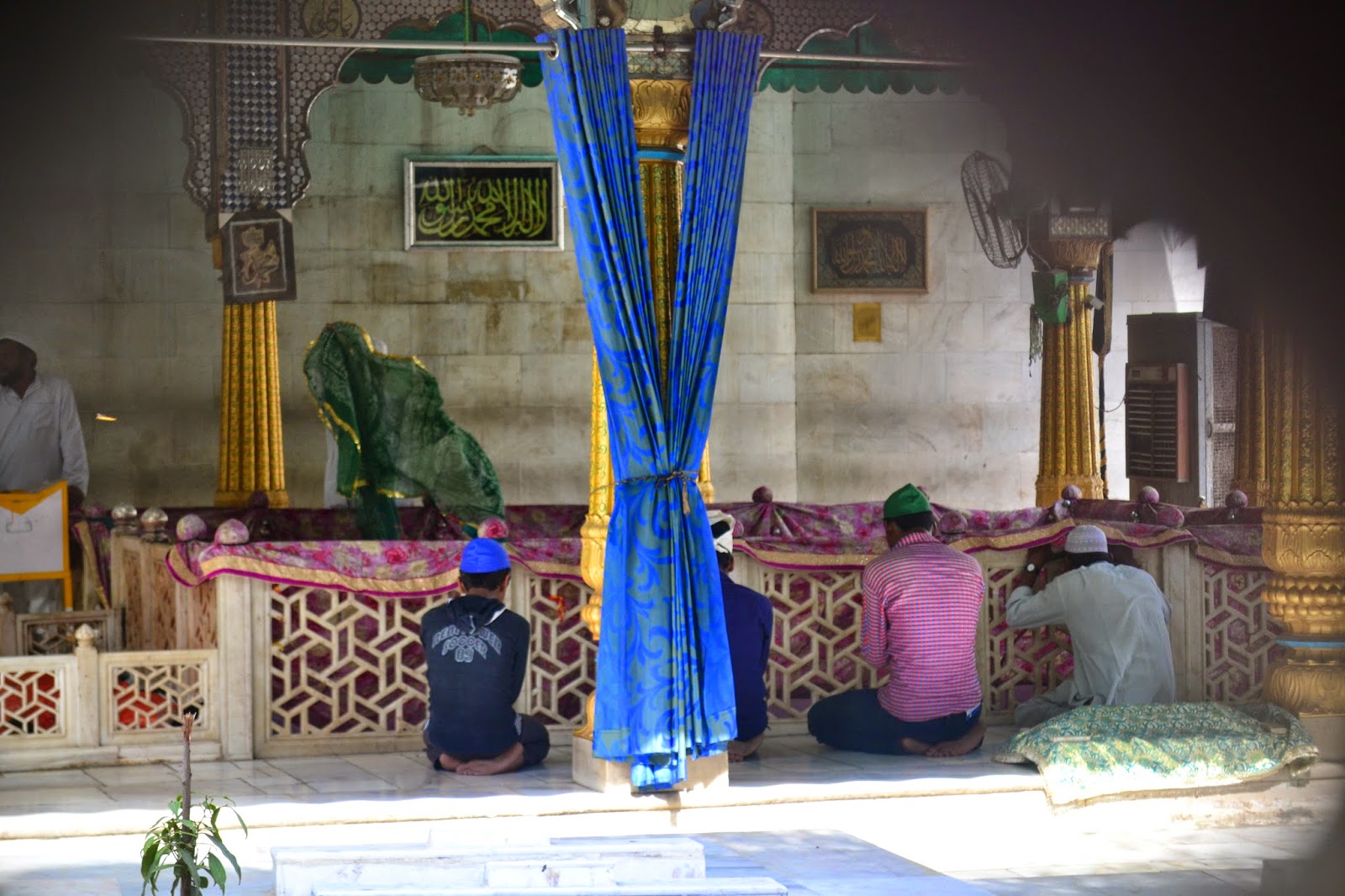 Secret Delhi: Dargah Qutub Sahib - Thus Sleeps the Great Saint