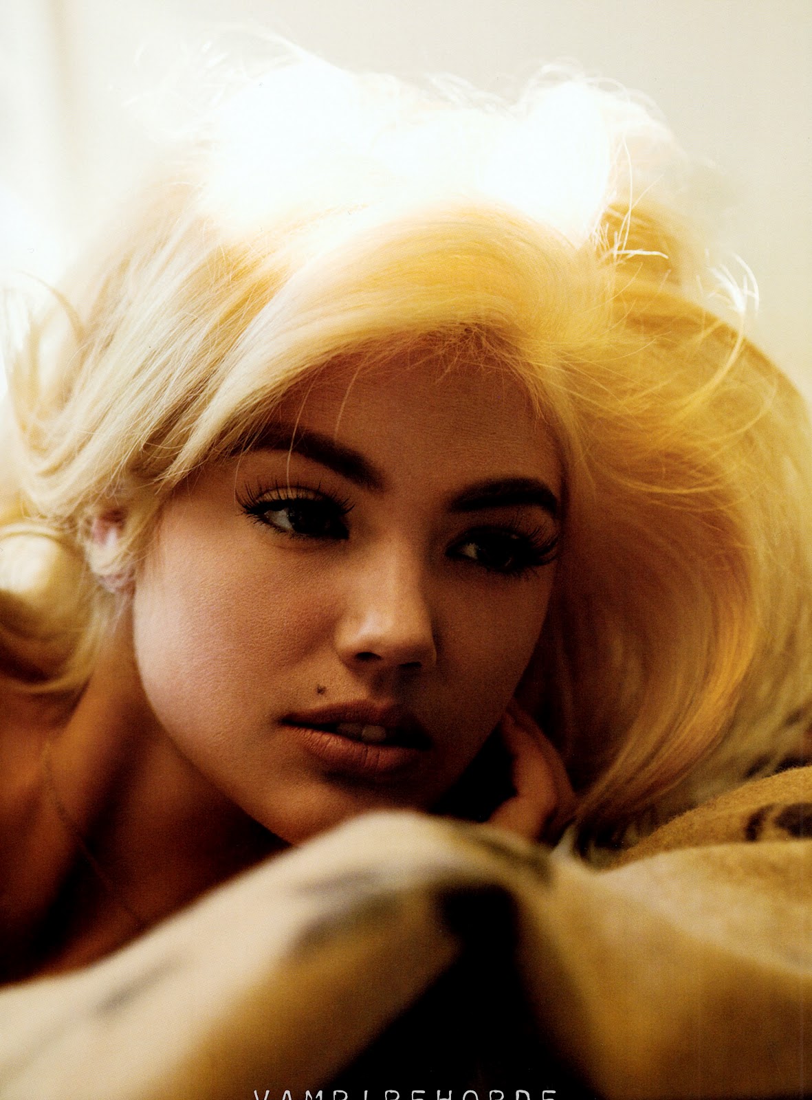 blonde bombshell: kate upton by sebastian faena for muse #29 spring ...
