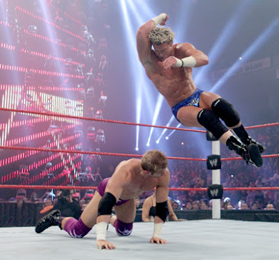 WWE In live!!!!: DOLPH ZIGGLER vs ZACK RYDER