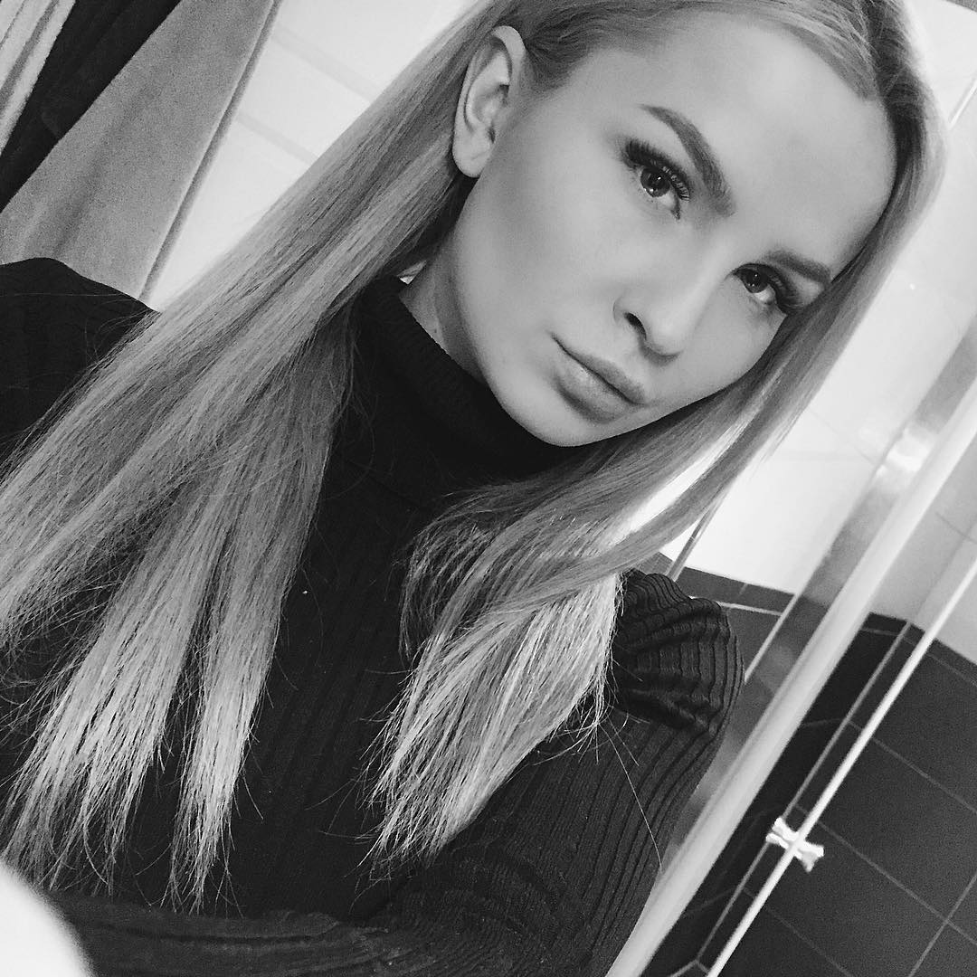 Vicky Eriksson – Most Beautiful Swedish Transgender Girl - TG Beauty