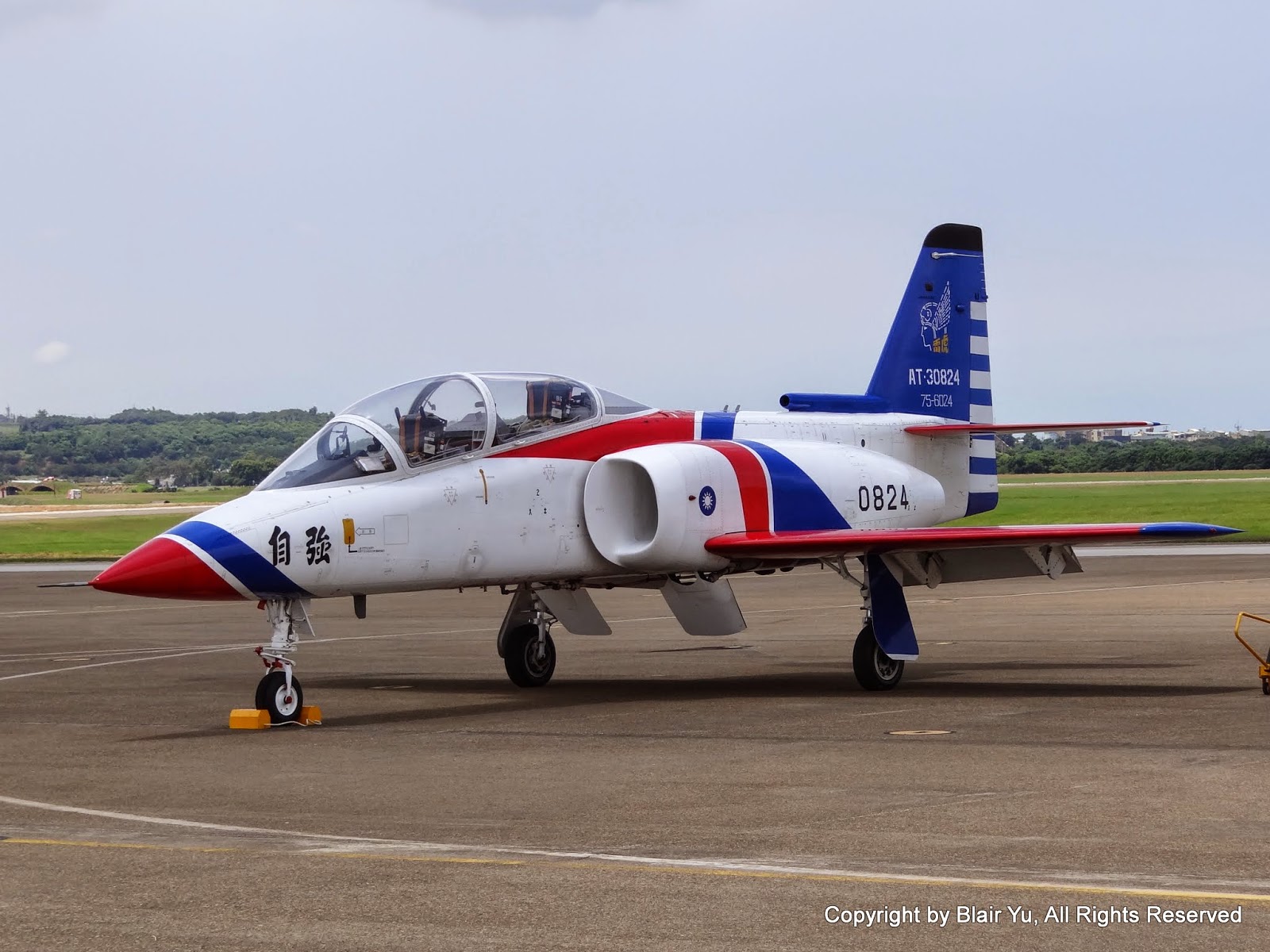 Blair's 軍事,警察及消防攝影: 雷虎小組 AT-3 教練機 0824