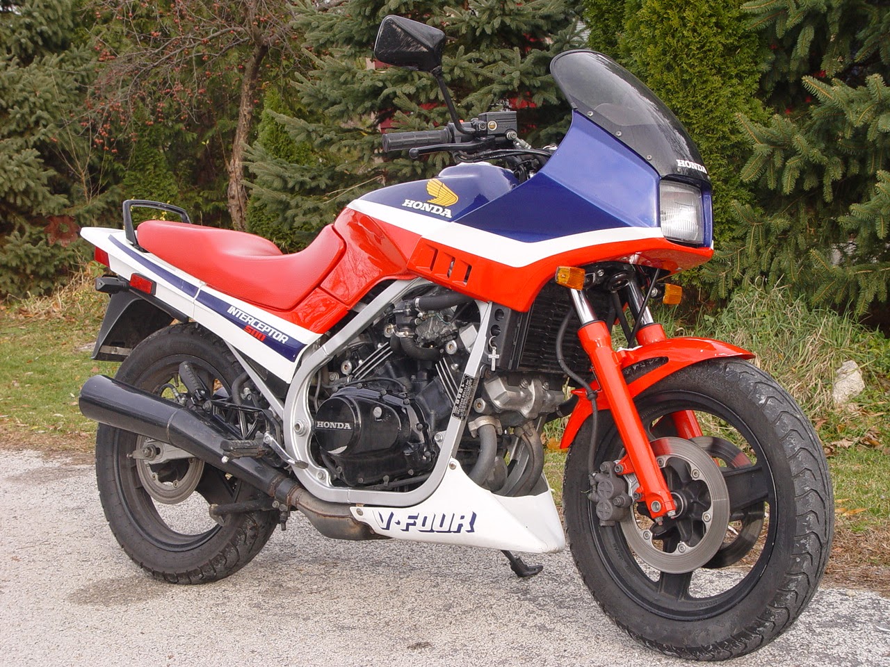 1986 Honda VF500F interceptor
